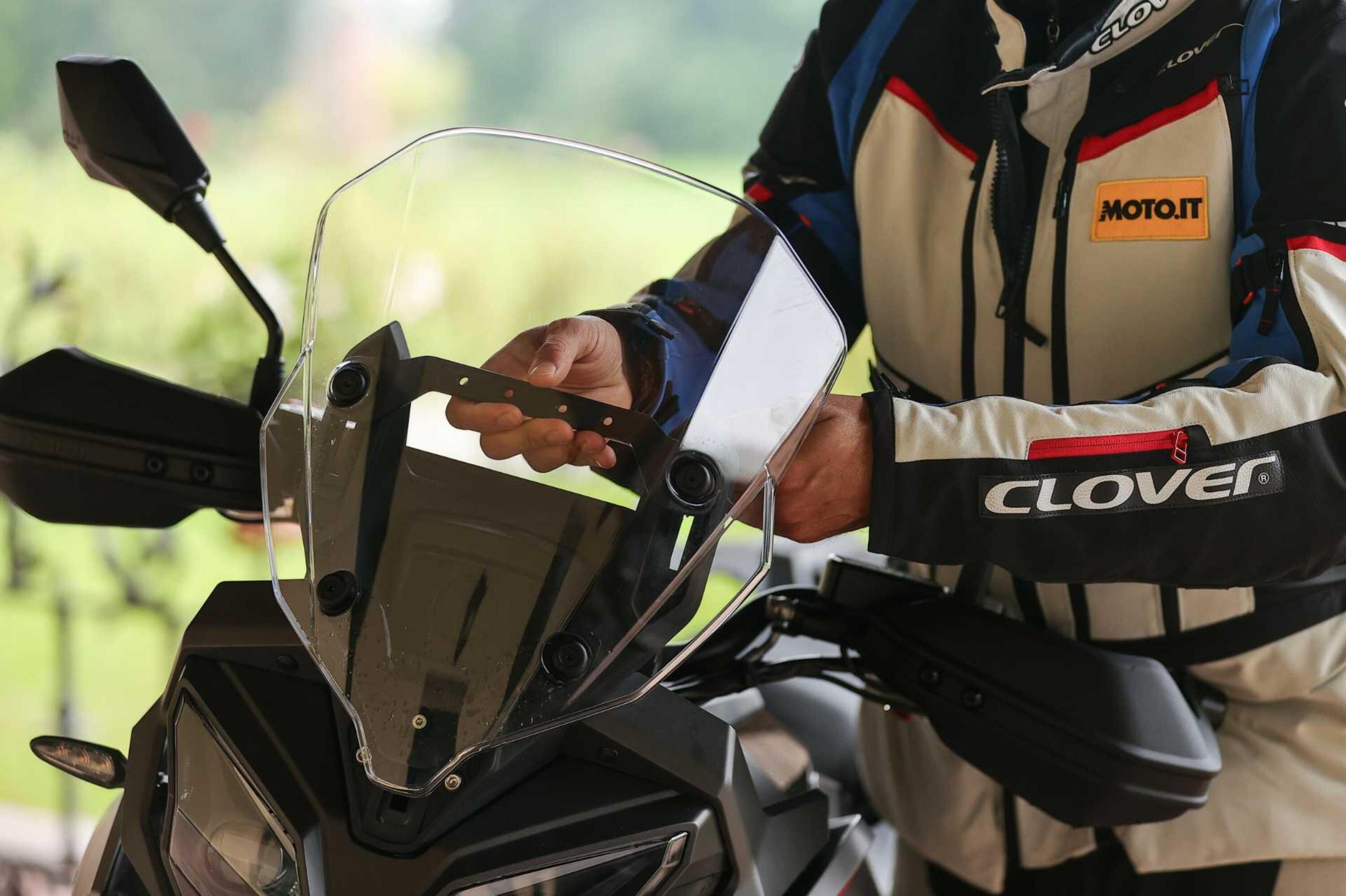 Prova Nuova Morbidelli T1002VX: TEST ESCLUSIVO. Come va, pro e contro ...