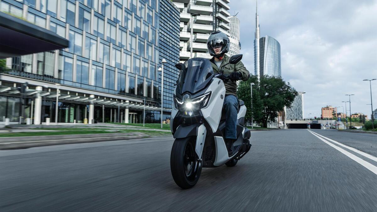Yamaha presenta i nuovi scooter NMAX 125 e NMAX 125 Tech MAX - News ...