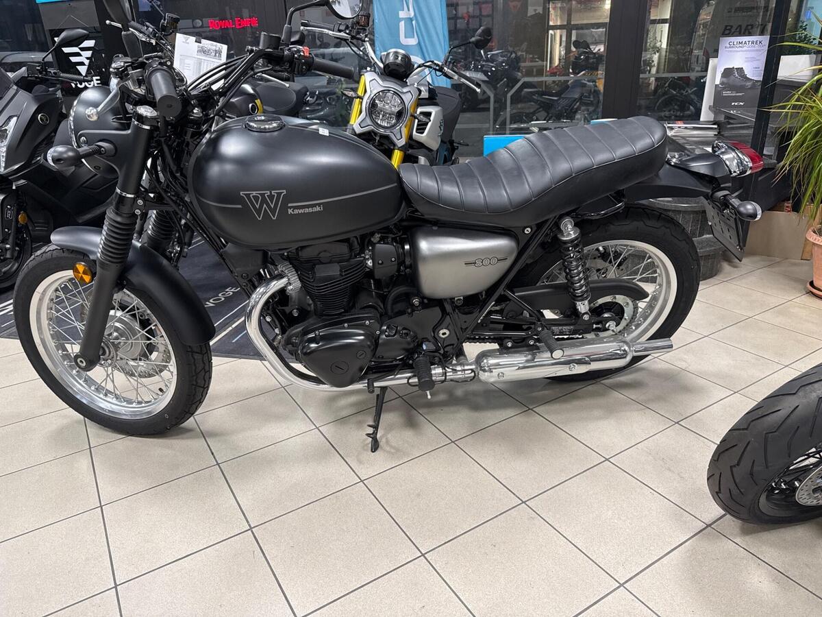 Vendo Kawasaki W 800 (2021 - 25) usata a Terni (codice 9602487) - Moto.it