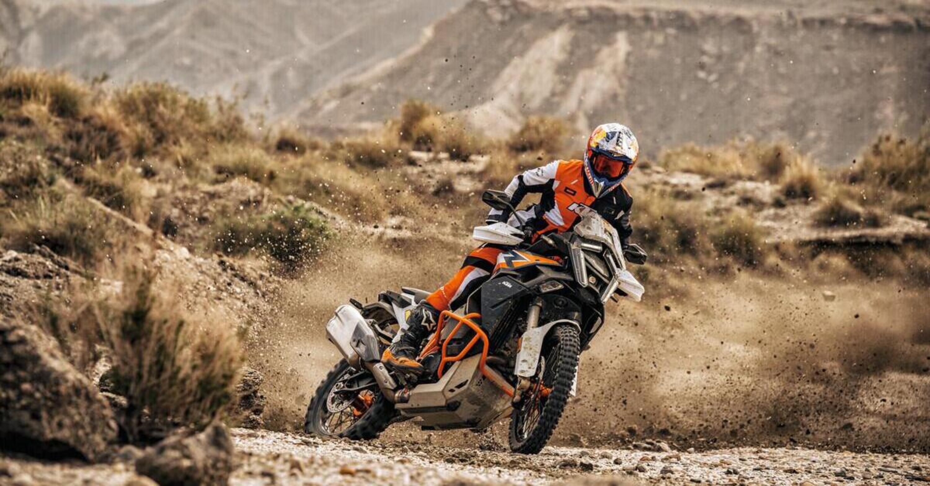 NUOVA KTM 1390 SUPER ADVENTURE R 2025 - News - Moto.it