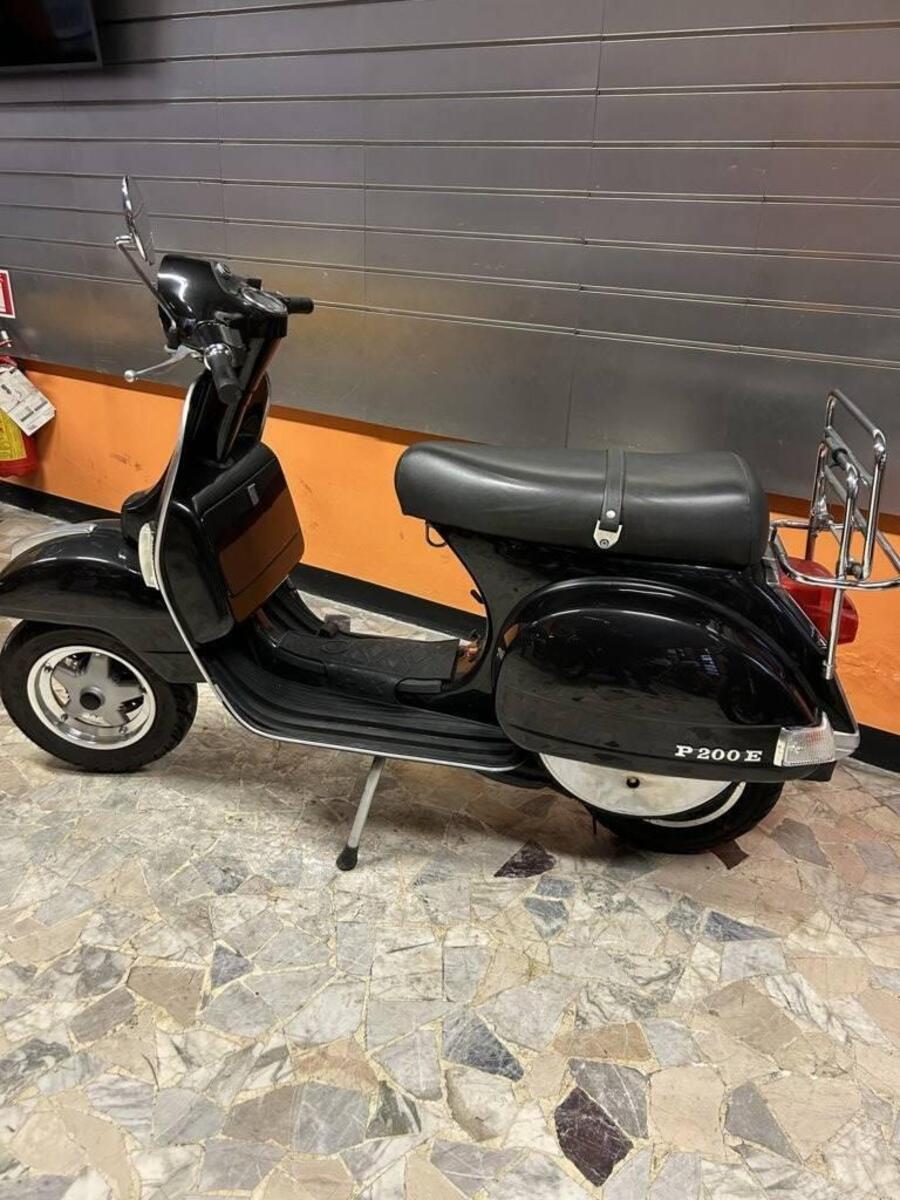 Vendo Vespa P 200 E d'epoca a Torino (codice 9606446) - Moto.it