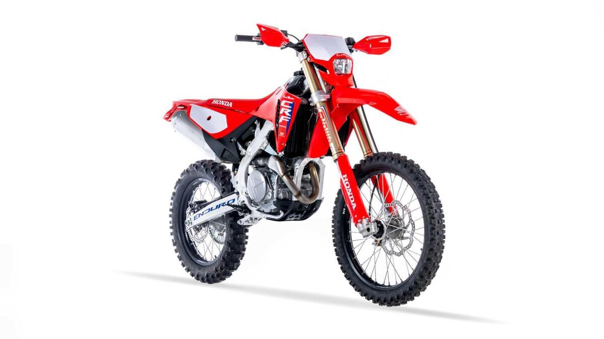 Honda CRF 400 RX Enduro (2025), prezzo e scheda tecnica - Moto.it