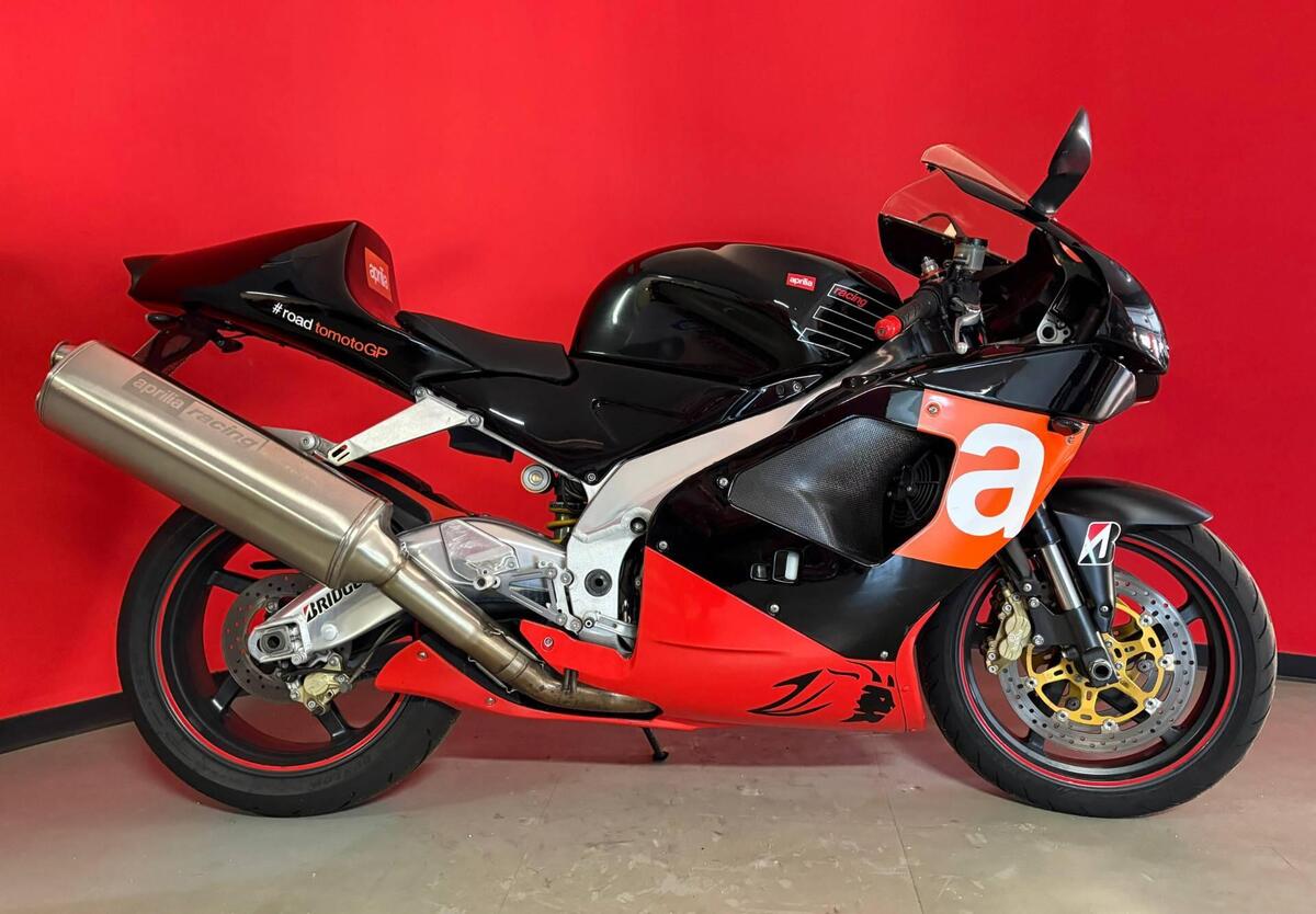 Vendo Aprilia RSV 1000 (2000 - 01) usata a Villadossola (codice 9023294 ...