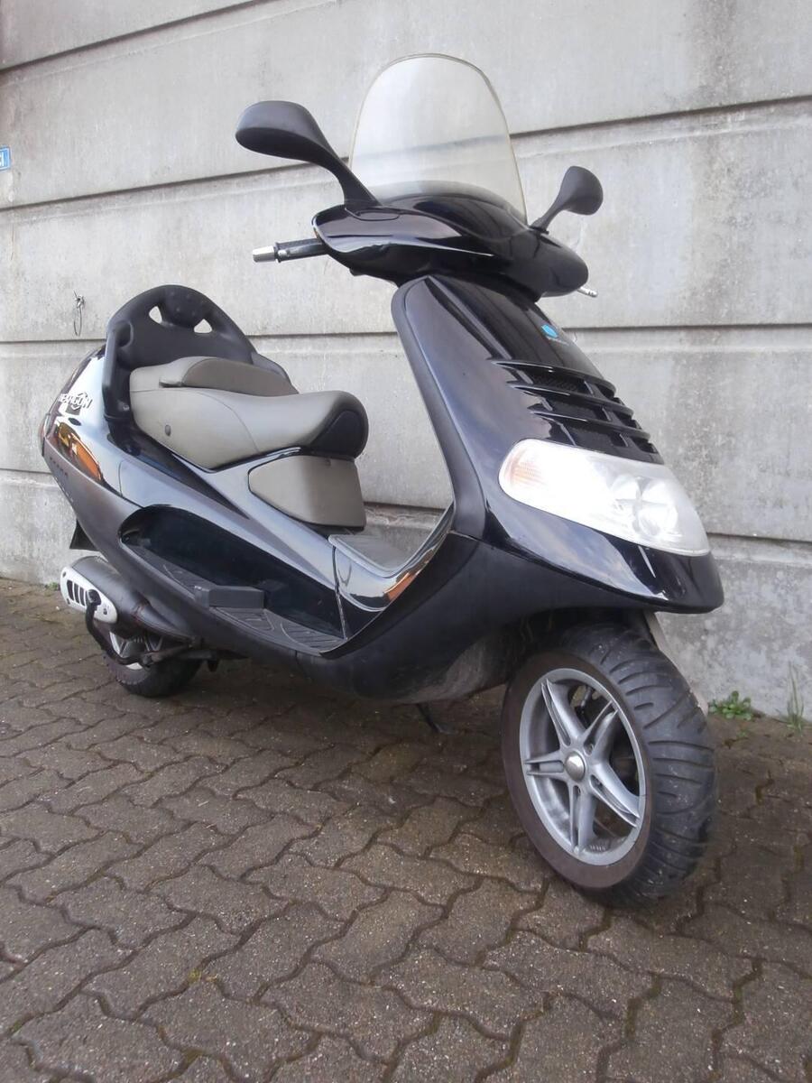 Vendo Piaggio Hexagon 180 LXT Cat usata a Somma Lombardo (codice ...