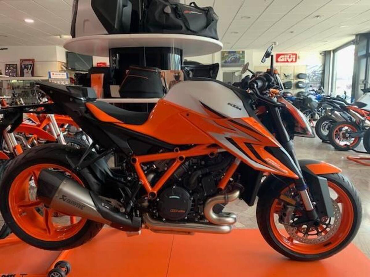 Vendo KTM 1290 Super Duke R EVO (2022 - 23) nuova a Cornedo Vicentino (codice 9634958) - Moto.it