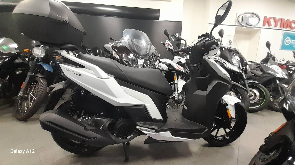 Vendo Kymco Agility 125 S (2022 - 25) nuova a Milano (codice 9695673) - Moto.it