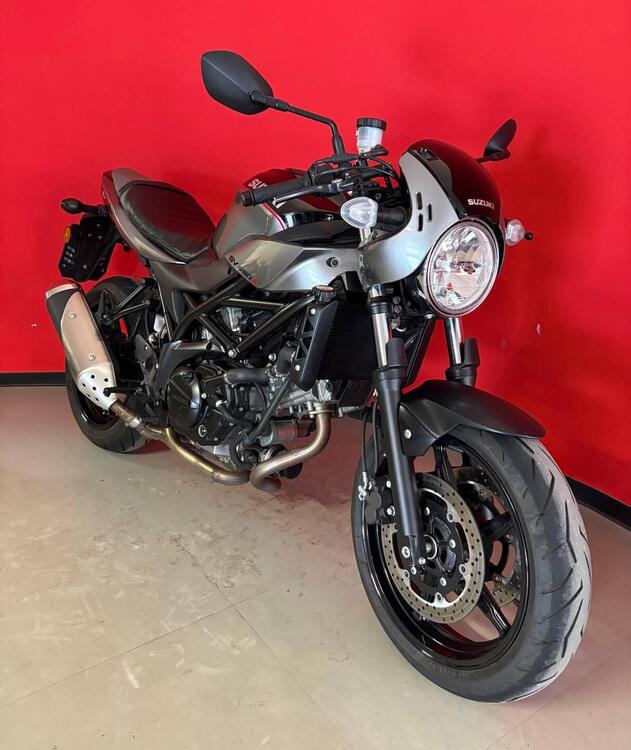 Vendo Suzuki SV 650 X (2018 - 20) usata a Villadossola (codice 9740252) - Moto.it