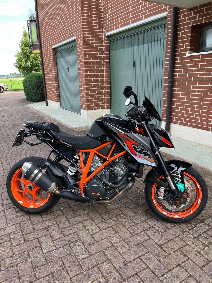 Vendo KTM 1290 Super Duke R ABS (2014 - 16) usata a Modena (codice 9740379) - Moto.it