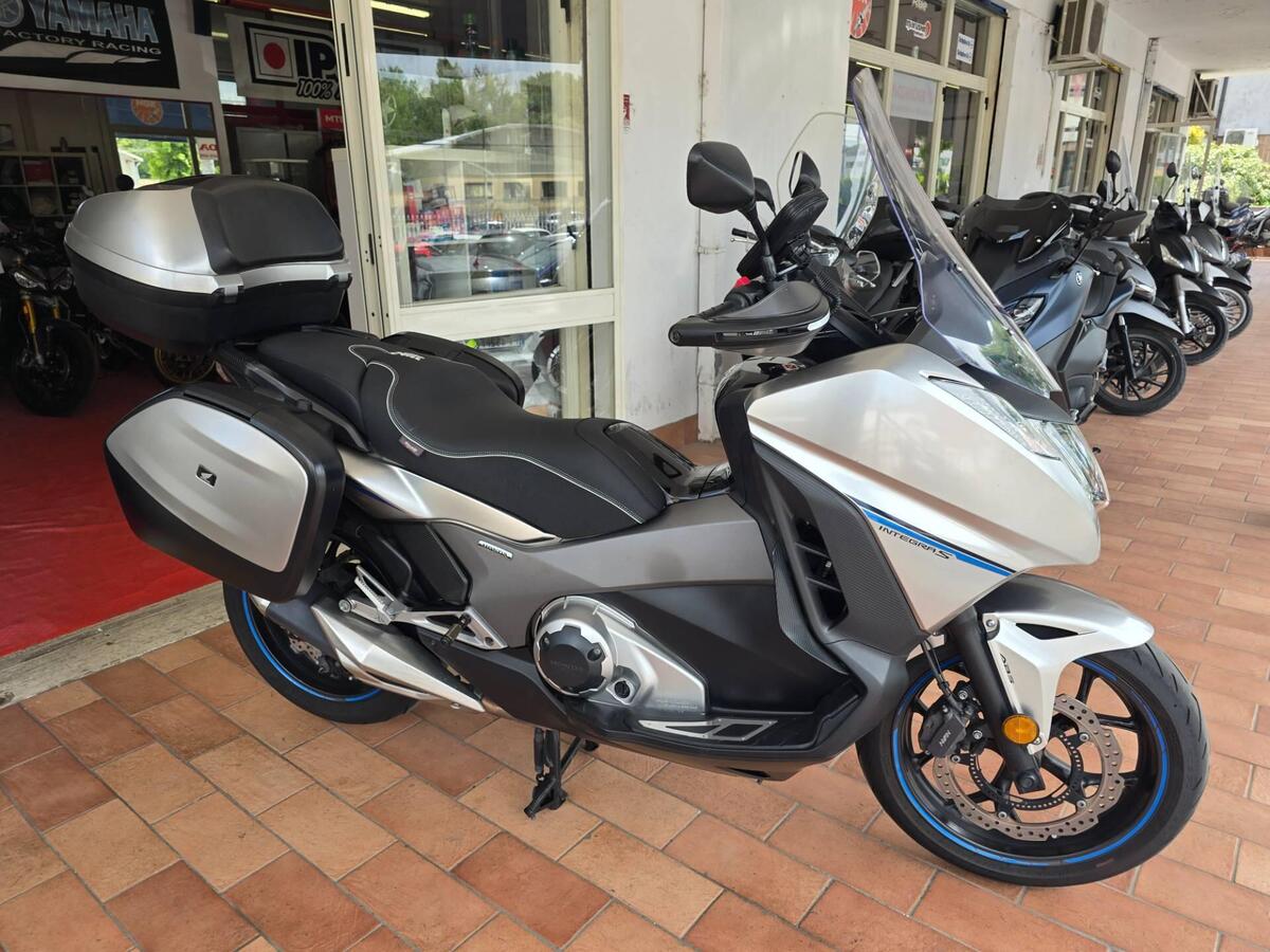 Vendo Honda Integra 750 DCT Sport (2017) usata a Tivoli (codice 9787317 ...