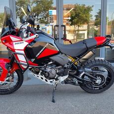 Vendo Ducati DesertX Discovery (2025) usata a Carpi (codice 9801440 ...
