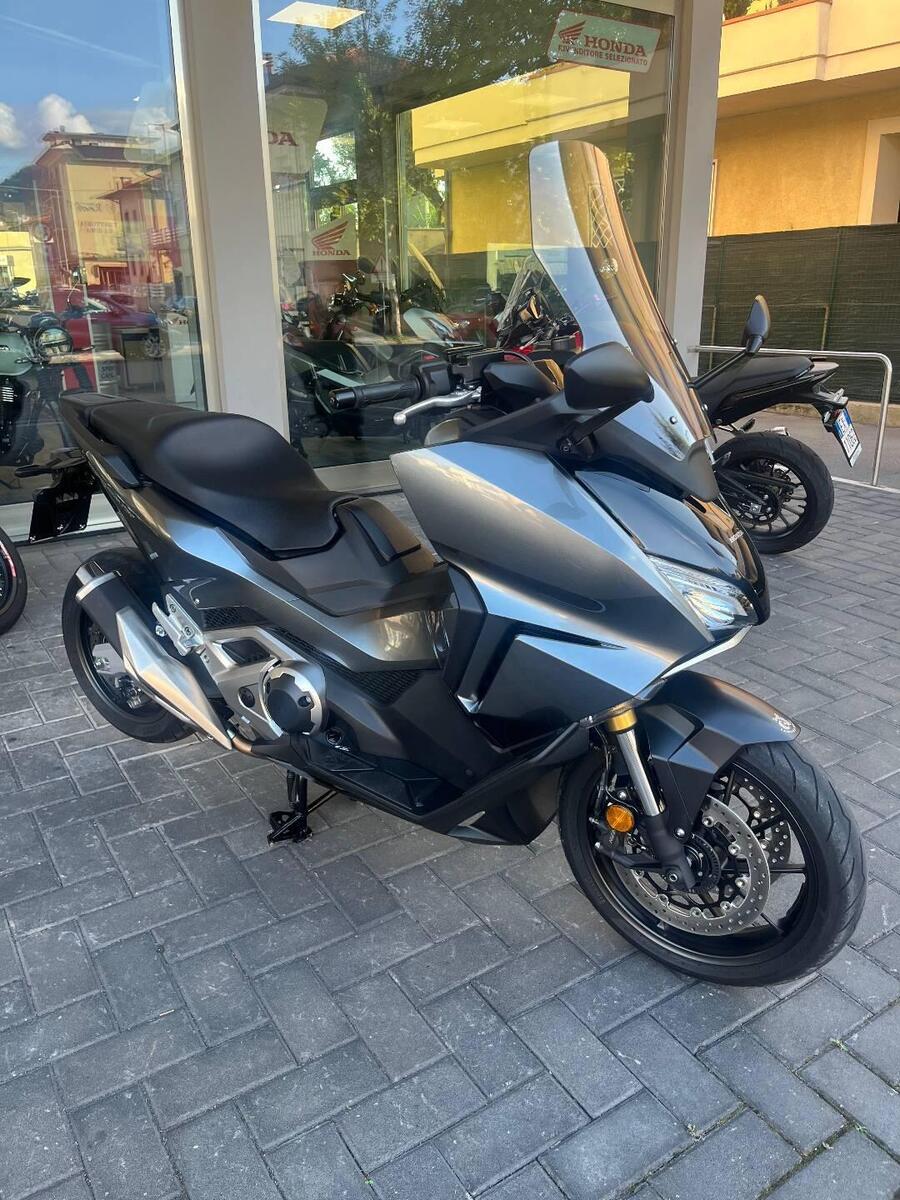 Vendo Honda Forza 750 DCT (2021 - 24) usata a Montecatini-Terme (codice ...