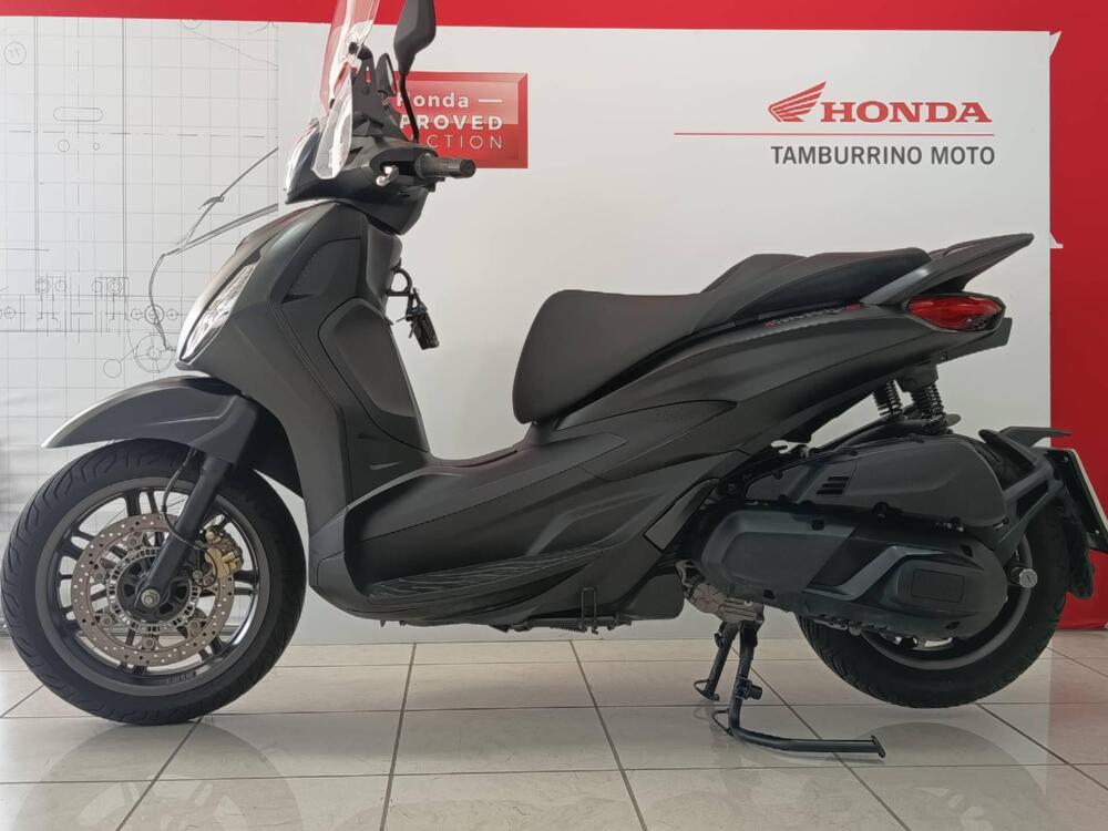 Vendo Piaggio Beverly 400 ABS-ASR (2021 - 24) usata a Parete (codice 9854874) - Moto.it