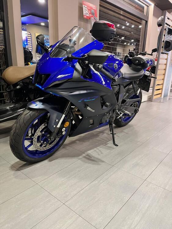 Vendo Yamaha YZF R7 (2021 - 25) usata a Roma (codice 9857531) - Moto.it