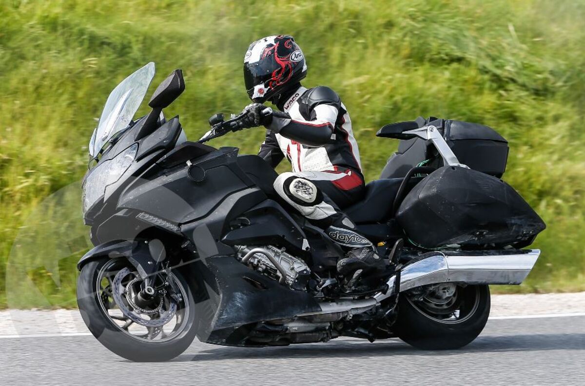 BMW K1600 GT Bagger in arrivo - News - Moto.it