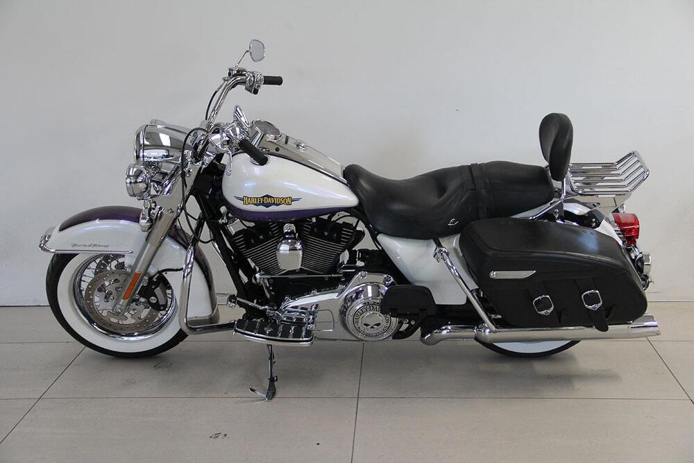 Vendo Harley-Davidson 1584 Road King Classic (2007 - 11) - FLHRCI usata ...