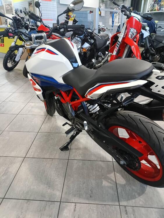 Vendo Bmw G 310 R (2021 - 25) usata a Piacenza (codice 9878162) - Moto.it