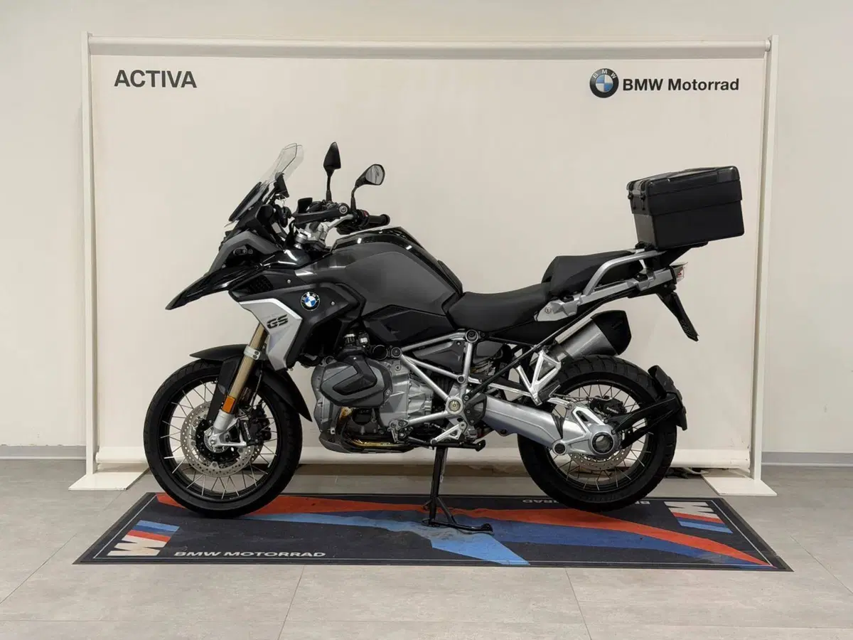 Vendo Bmw R 1250 GS (2019 - 20) usata a Trento (codice 9921878) - Moto.it