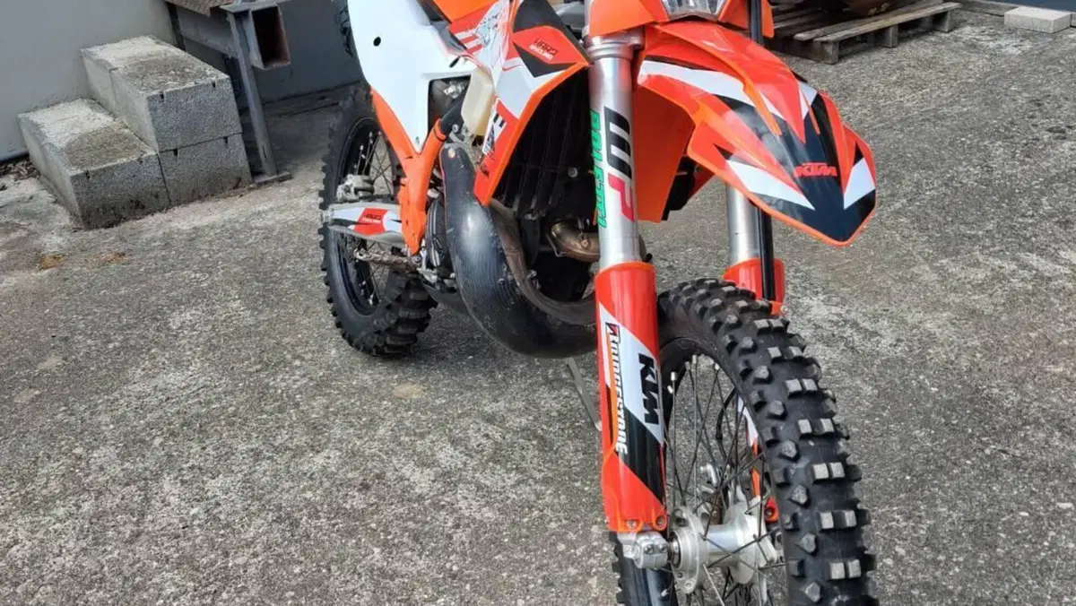 Vendo KTM 250 EXC TBI (2024) usata a Compiano (codice 10008548) - Moto.it