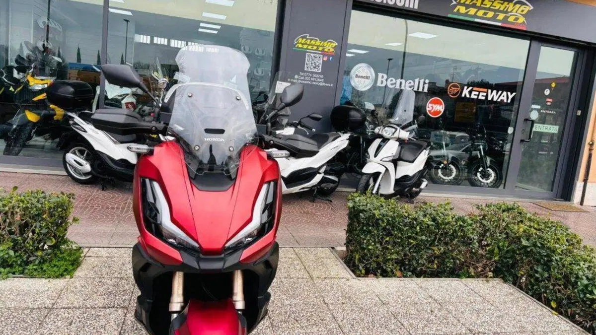 Vendo Honda ADV 350 (2022 - 24) usata a Guidonia Montecelio (codice ...