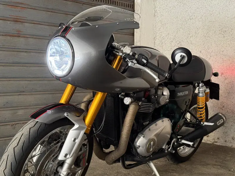 Vendo Triumph Thruxton 1200 R (2016) usata a Sesto Fiorentino (codice ...