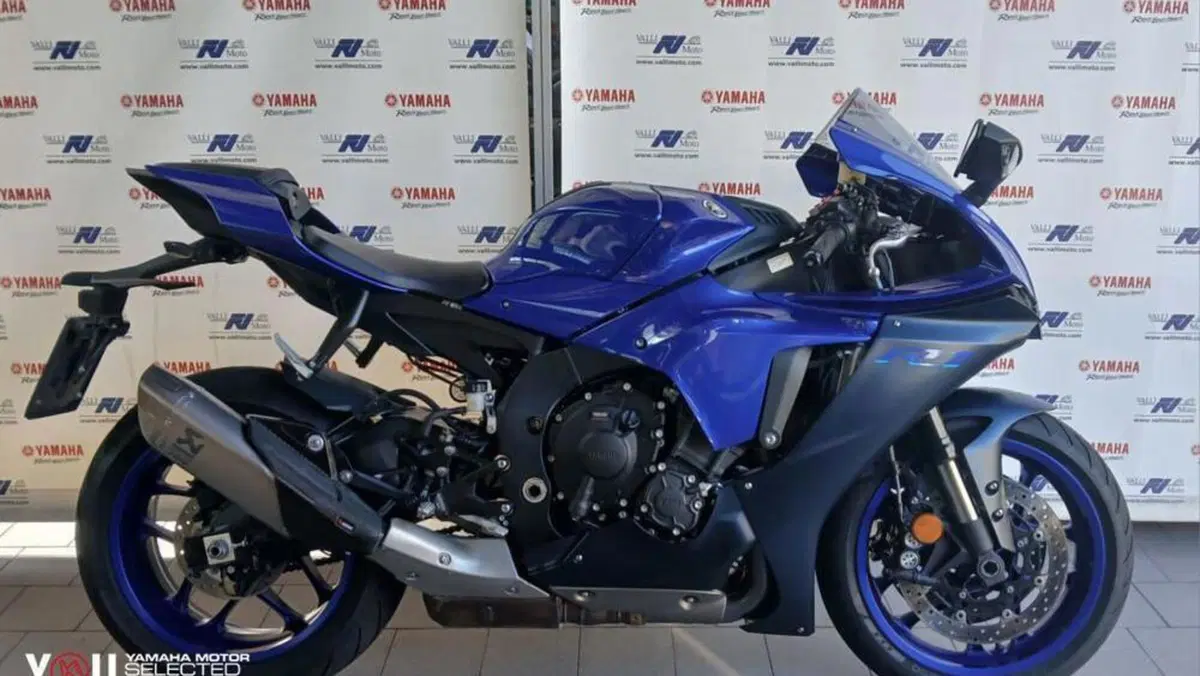 Vendo Yamaha YZF R1 (2020 - 25) usata a Renate (codice 10010678) - Moto.it