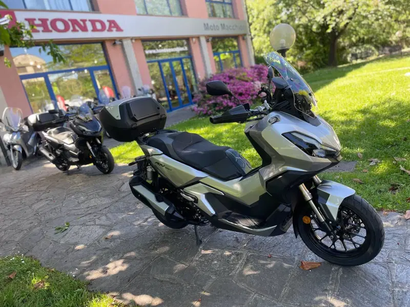 Vendo Honda ADV 350 (2022 - 24) usata a Legnano (codice 10012618) - Moto.it