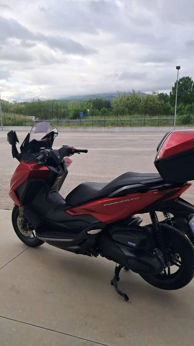 Vendo Honda Forza 350 Deluxe (2022 - 24) usata a Pescara (codice ...