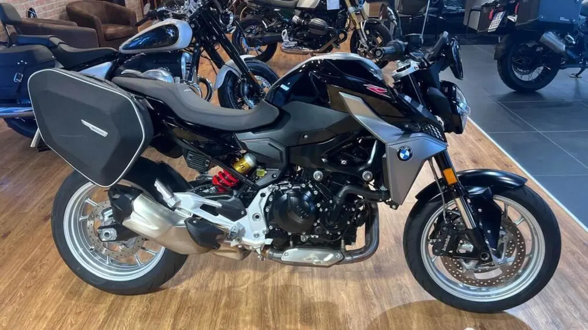 Vendo Bmw F 900 R (2017 - 20) usata a Gaglianico (codice 10015224 ...