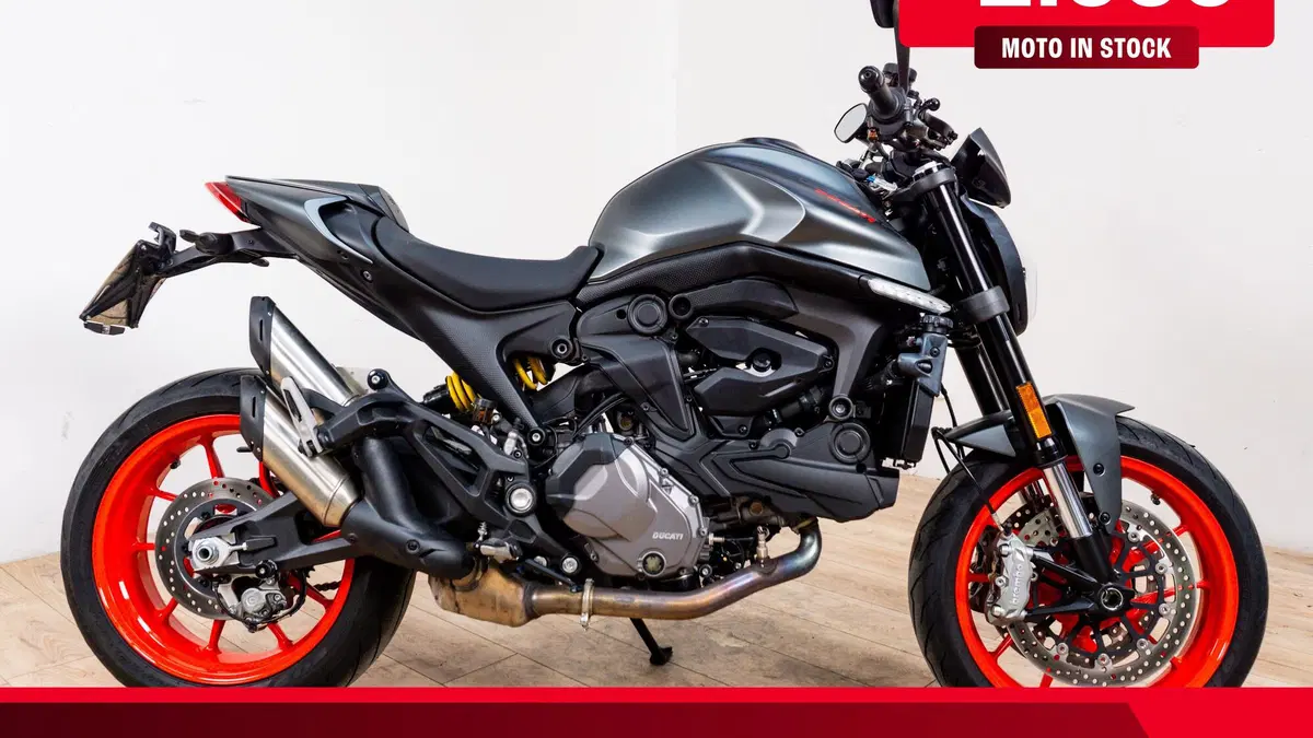 Vendo Ducati Monster 937 (2021 - 25) usata a Catania (codice 10017034 ...