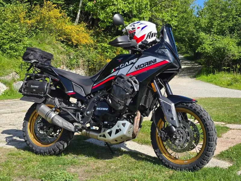 Vendo Moto Morini X-Cape 650 Gold Wheels Edition (2022 - 26) usata a ...