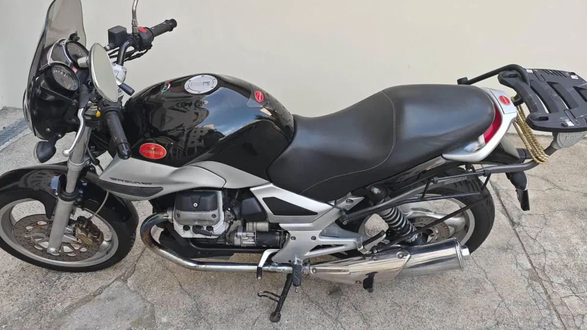 Vendo Moto Guzzi Breva V 750 i.e. usata a Milano (codice 10025042 ...