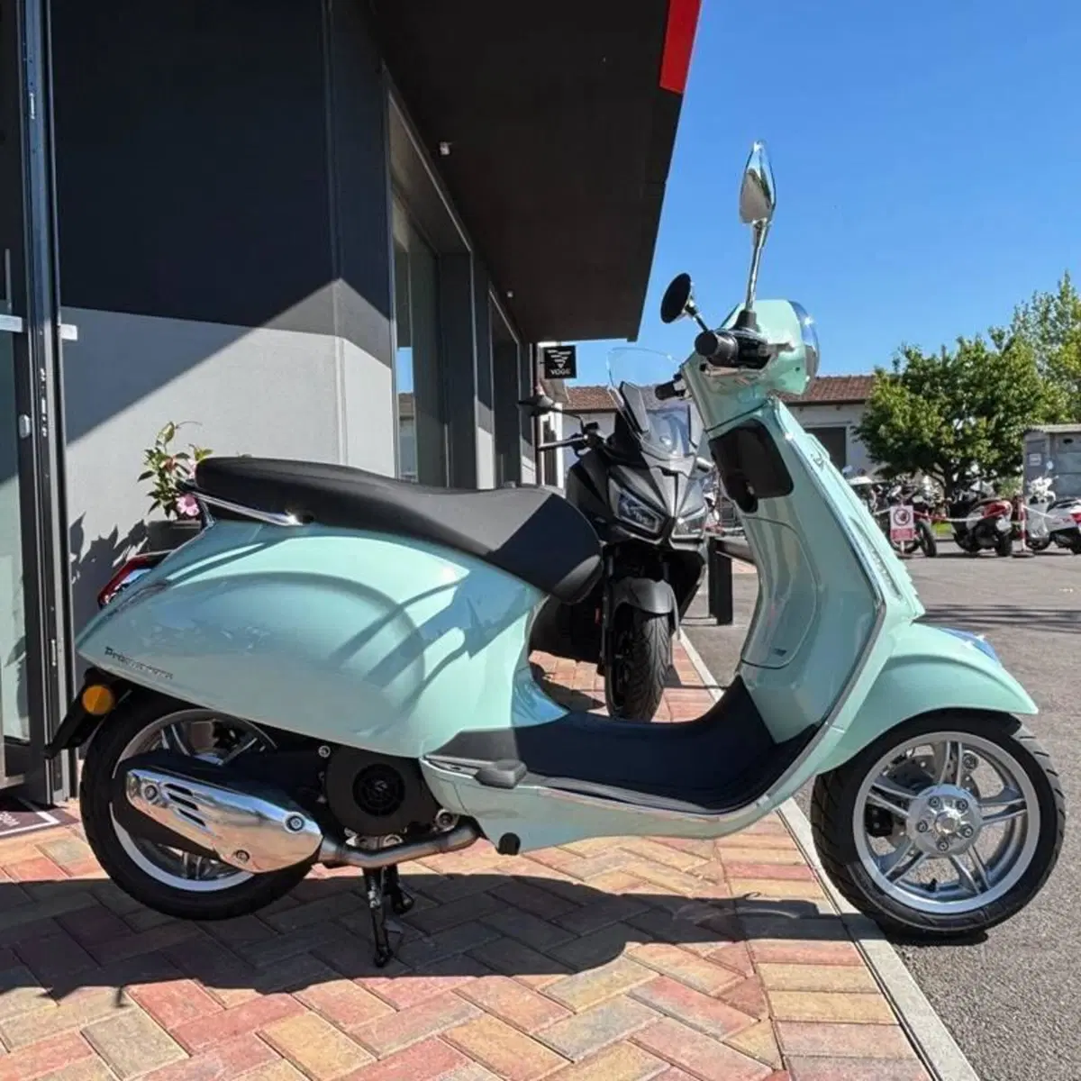 Vendo Vespa Primavera 125 (2024 - 25) nuova a Isorella (codice 10025195 ...