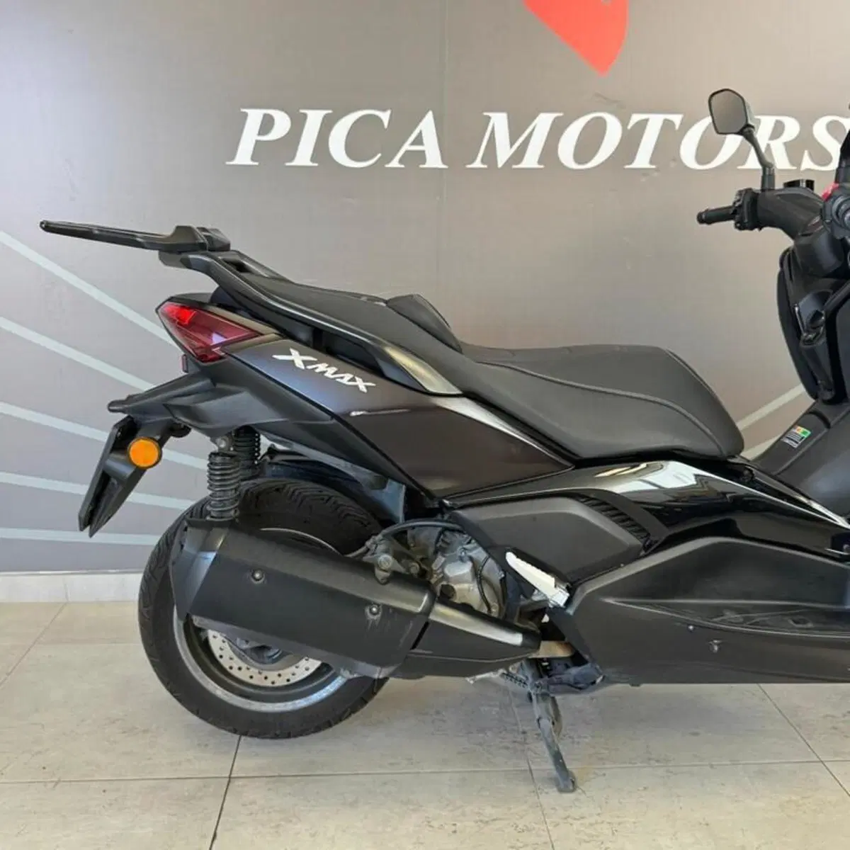 Vendo Yamaha X-Max 300 Tech Max (2021 - 24) usata a Anzio (codice ...