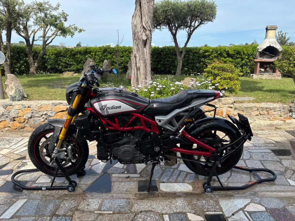 Vendo Indian FTR 1200 R Carbon (2021 - 25) usata a Sassari (codice ...