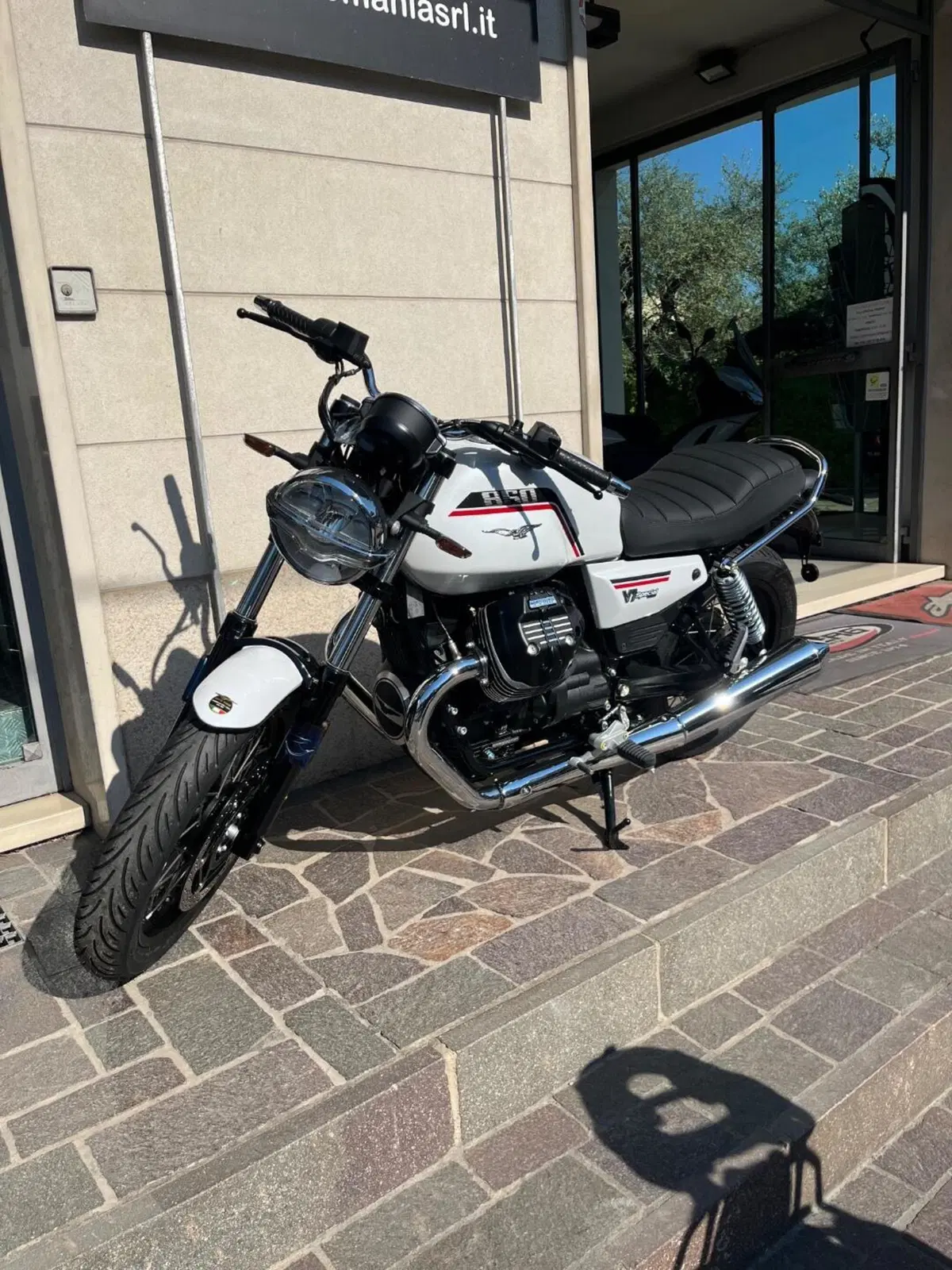 Vendo Moto Guzzi V7 Special (2025 - 26) nuova a Ariano Irpino (codice ...