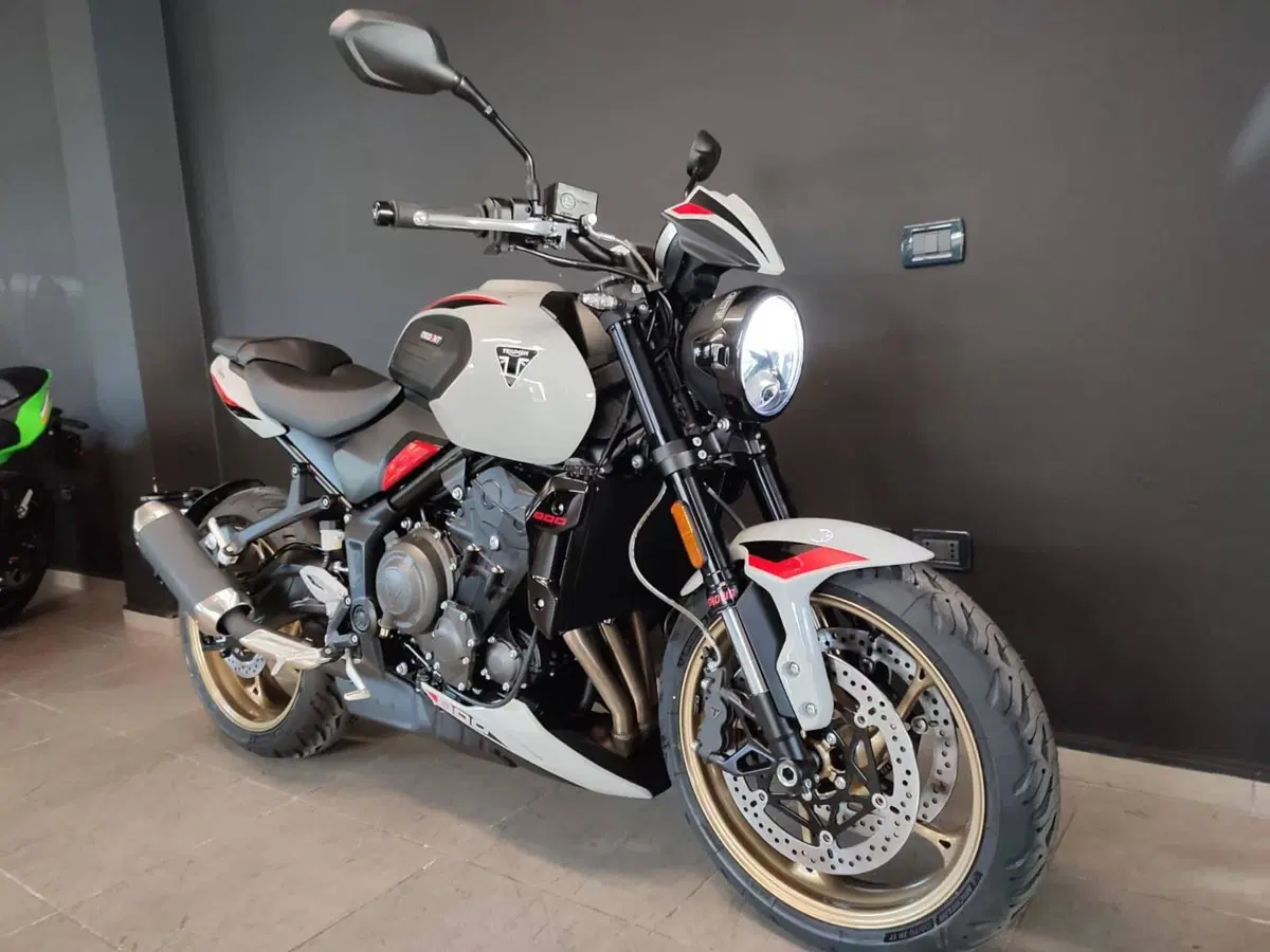 Vendo Triumph Trident 800 (2026) usata a Lugo (codice 10026026) - Moto.it