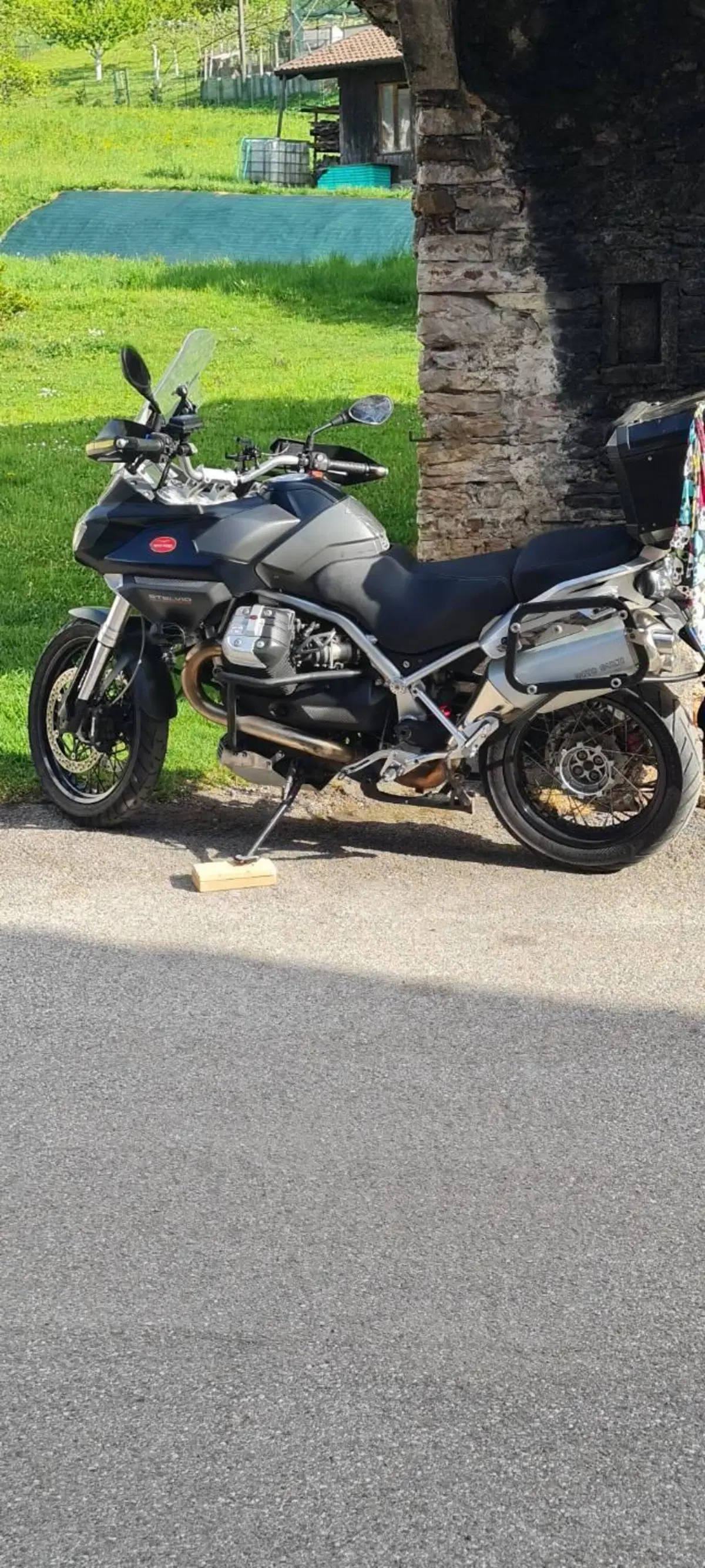 Vendo Moto Guzzi Stelvio 1200 NTX (2009 - 10) usata a Mel (codice ...