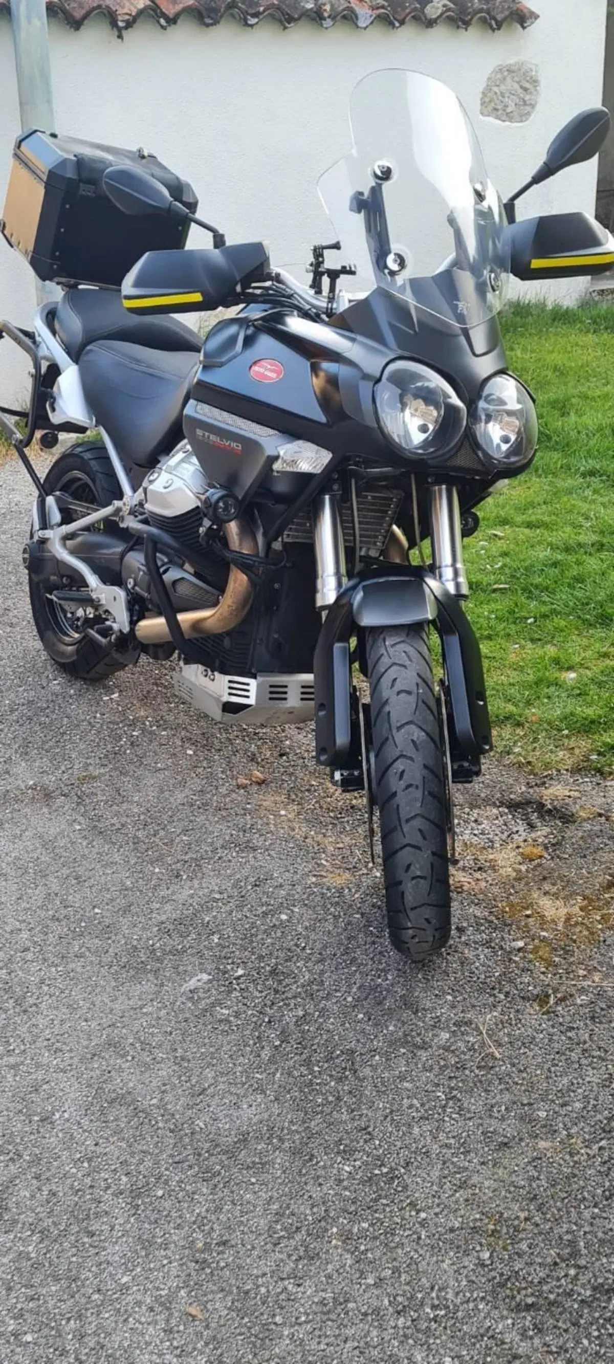 Vendo Moto Guzzi Stelvio 1200 NTX (2009 - 10) usata a Mel (codice ...