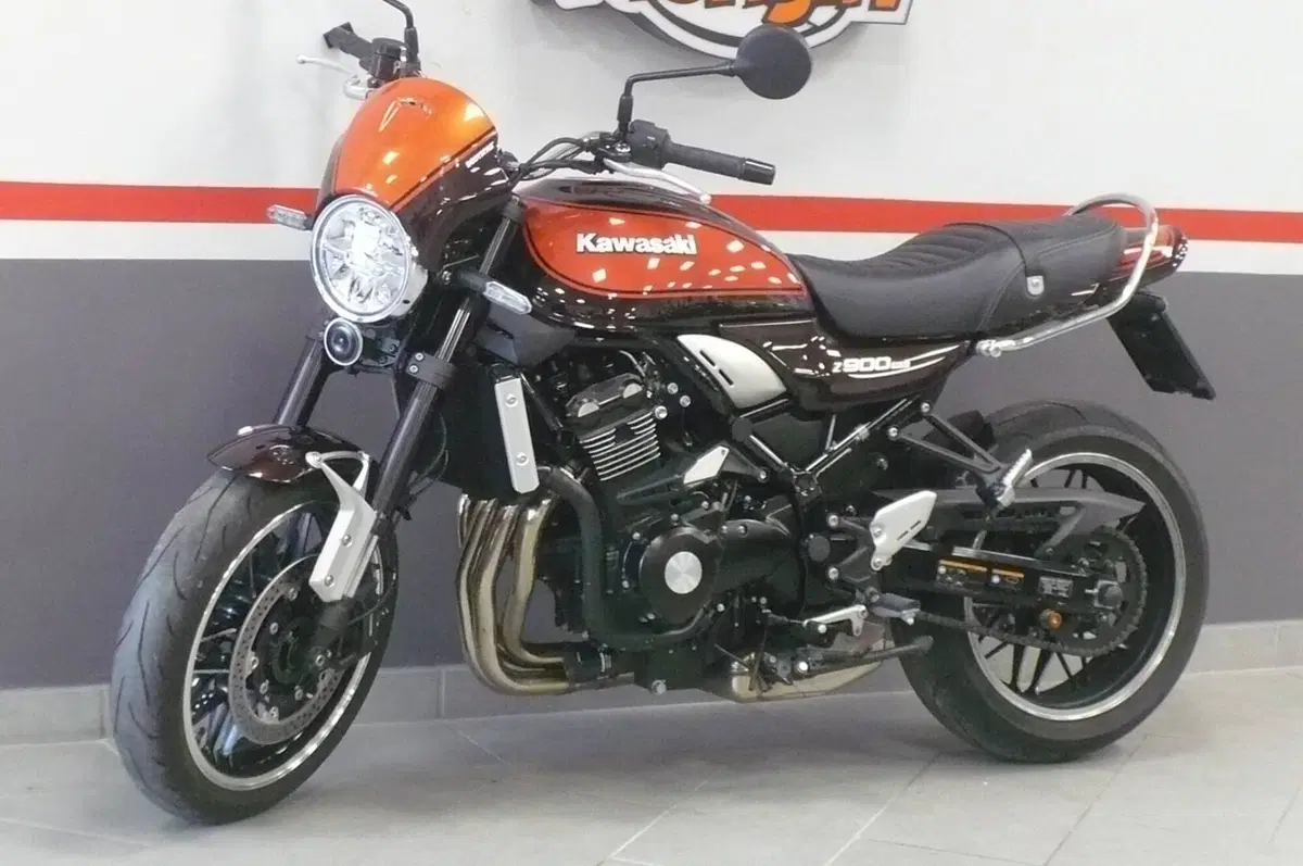 Vendo Kawasaki Z 900 RS (2018 - 20) usata a Certaldo (codice 10026776 ...