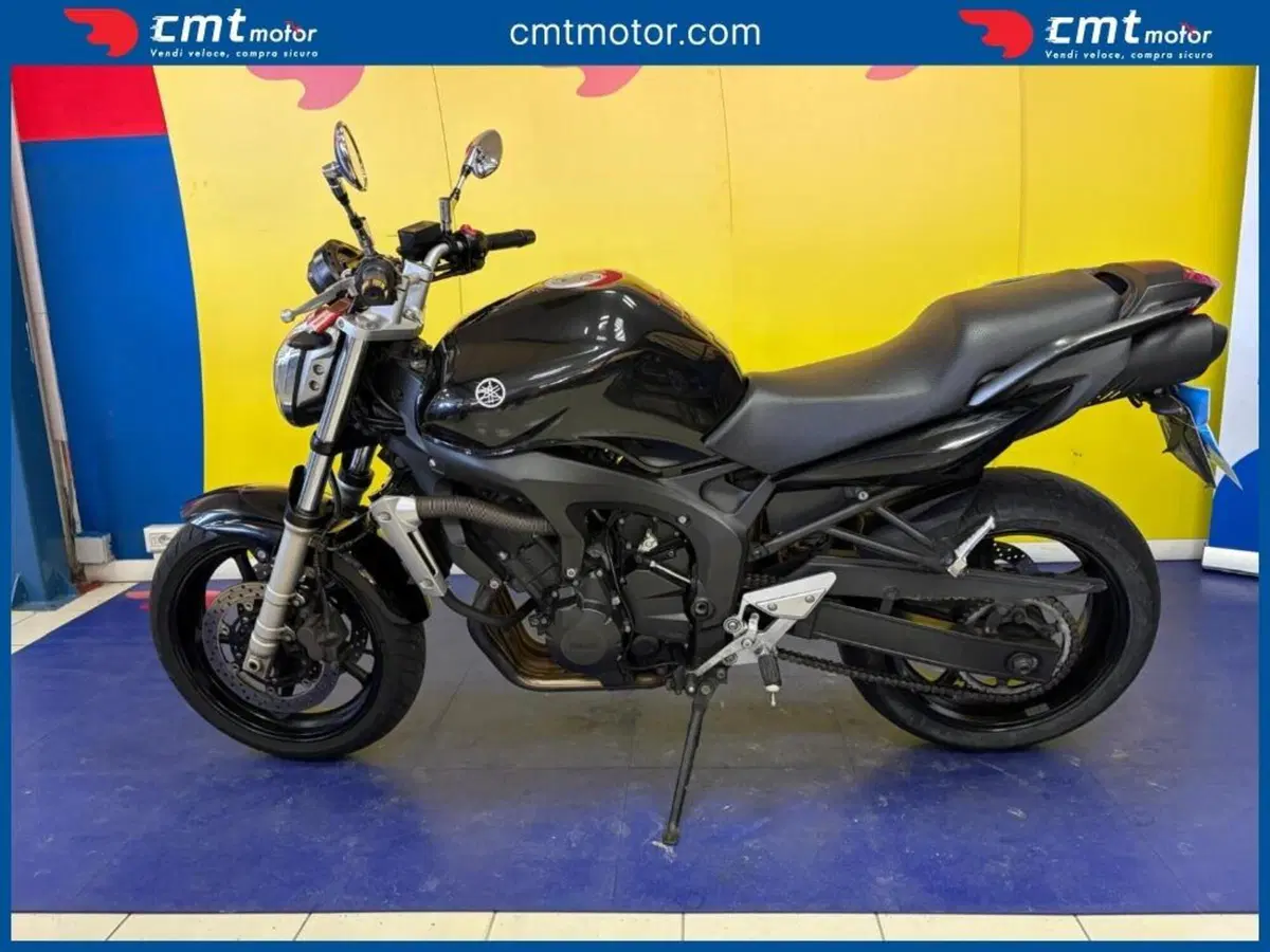 Vendo Yamaha FZ6 (2004 - 07) usata a Frosinone (codice 10028738) - Moto.it