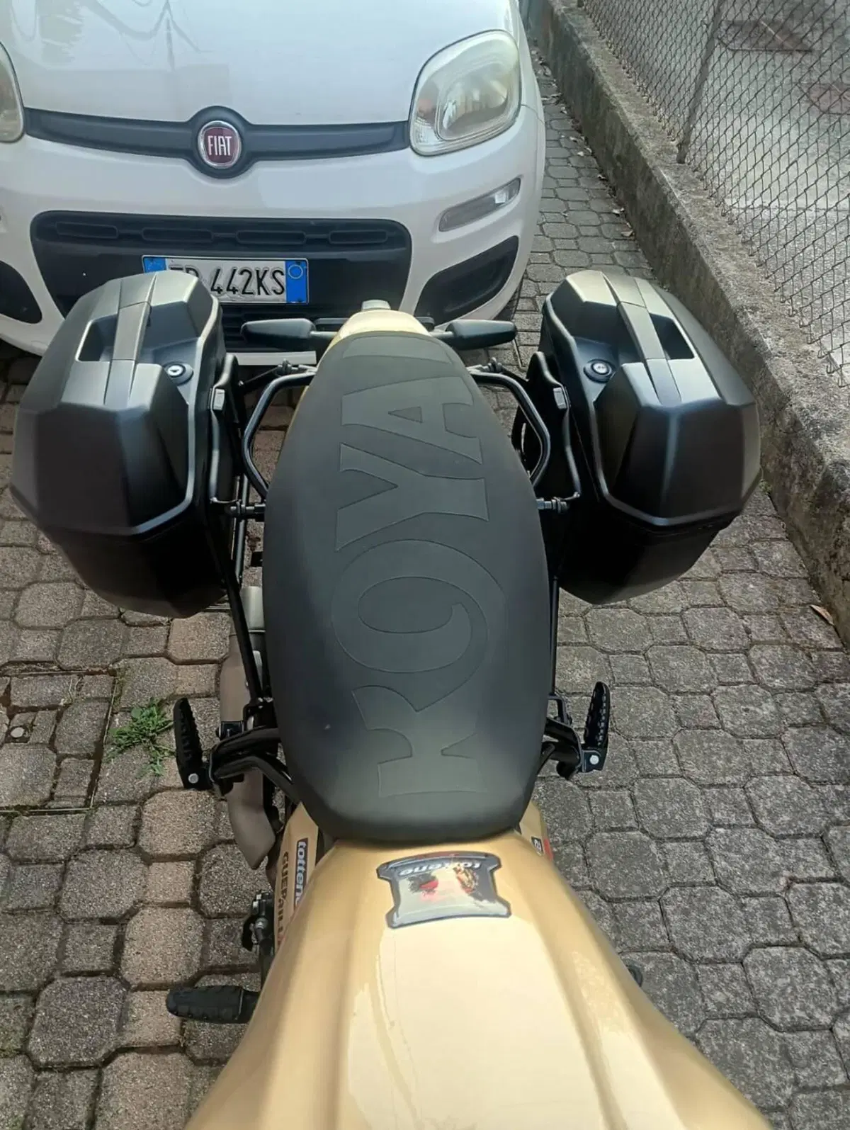 Vendo Royal Enfield Guerrilla 450 Apex (2026) usata a Mirano (codice ...