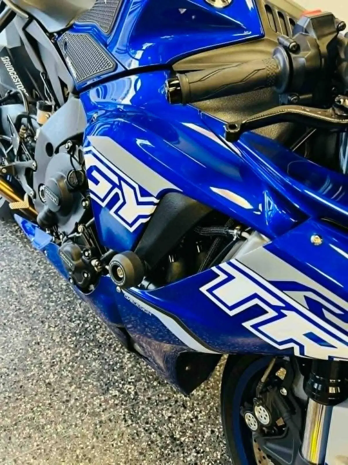 Vendo Yamaha YZF R1 (2020 - 25) usata a Genova (codice 10029649) - Moto.it