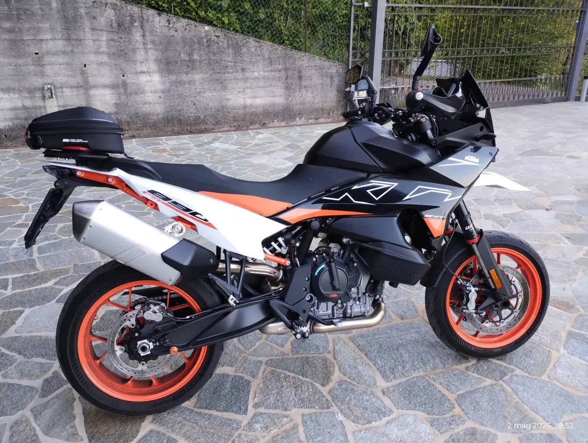Vendo KTM 890 SMT (2023 - 25) usata a Sant'Omobono Terme (codice ...
