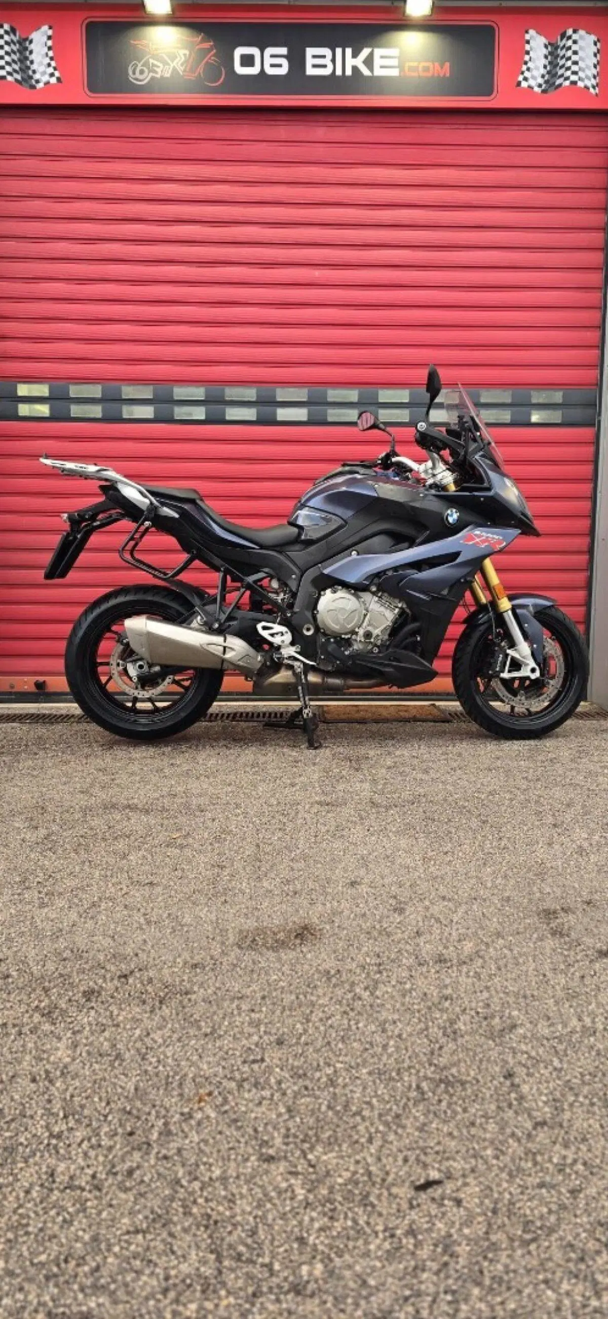 Vendo Bmw S 1000 XR (2017 - 19) usata a Pomezia (codice 10031045) - Moto.it