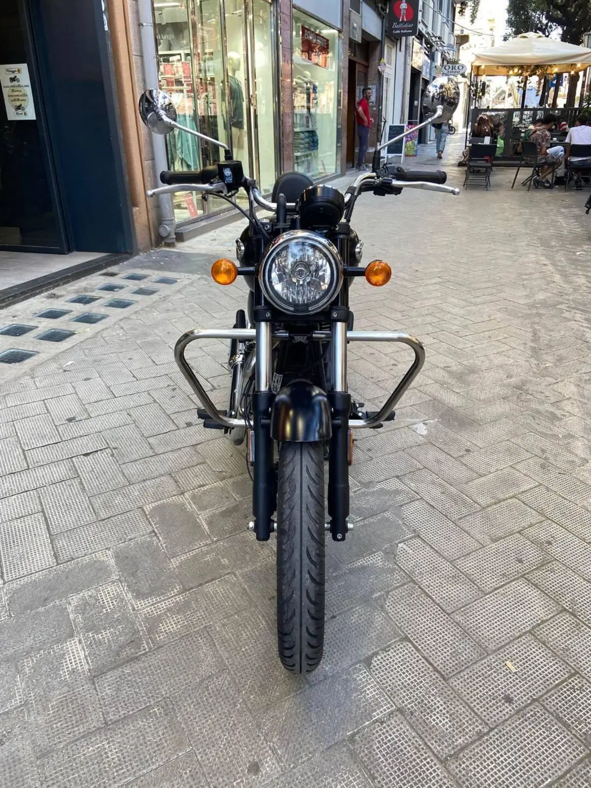 Vendo Royal Enfield Meteor 350 (2021 - 26) usata a Bari (codice ...
