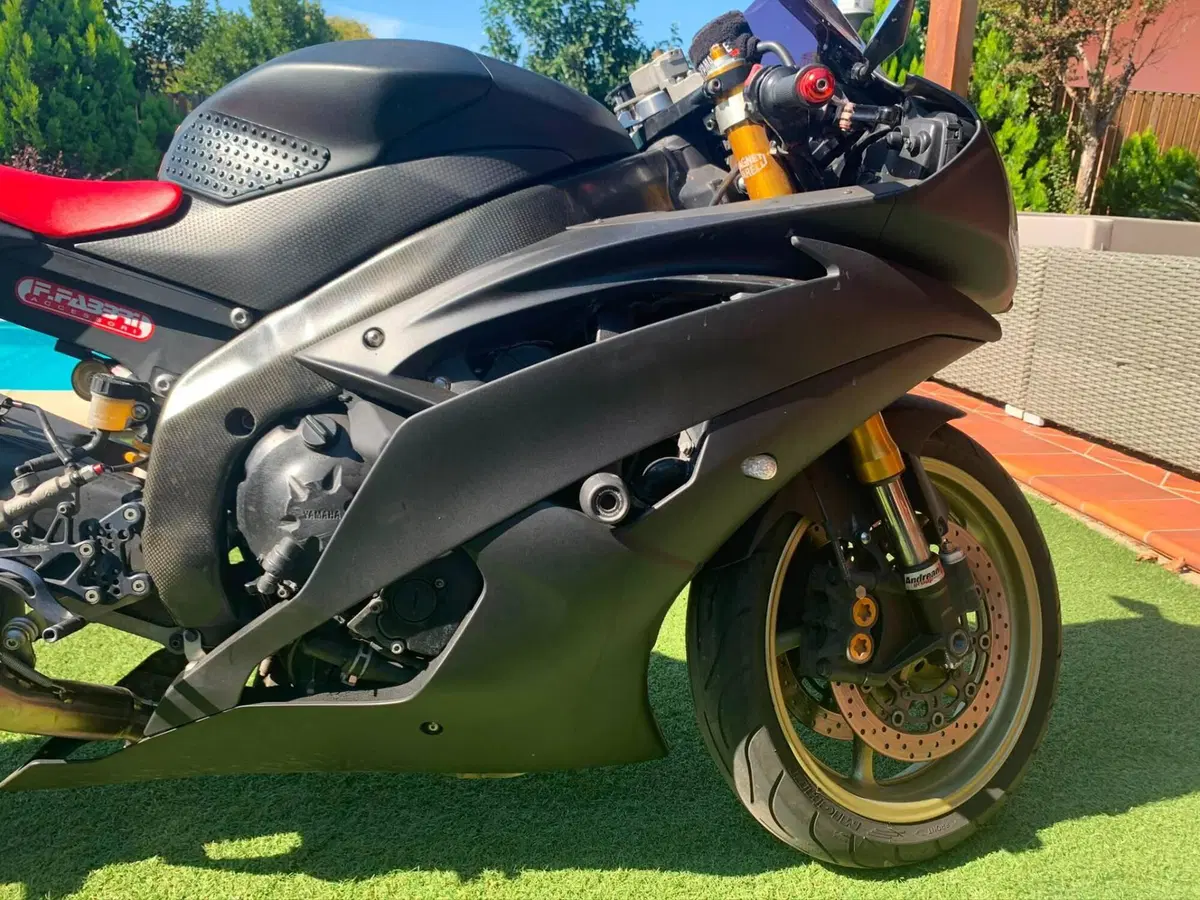 Vendo Yamaha YZF R6 (2010 - 16) usata a Roma (codice 10033630) - Moto.it