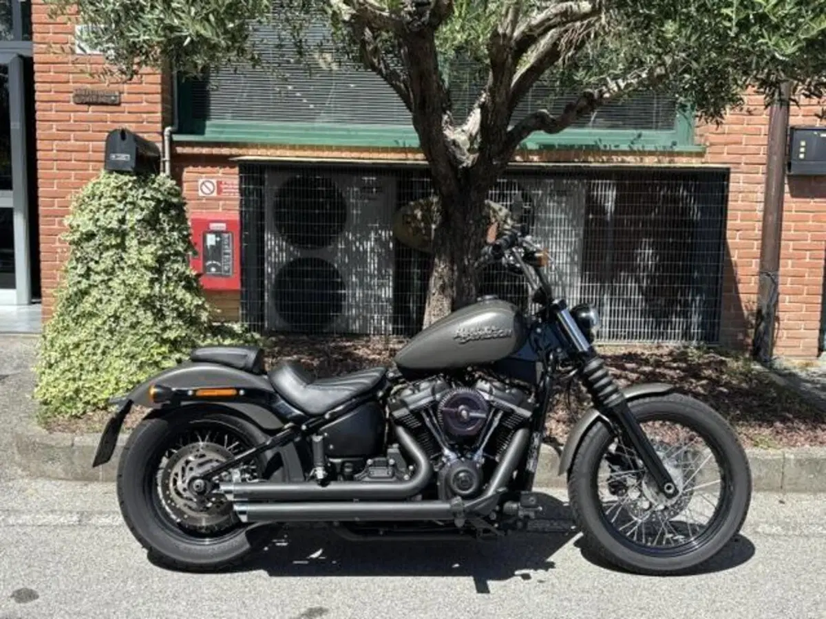 Vendo Harley-Davidson 107 Street Bob (2018 - 20) - FXBB usata a Sestri ...