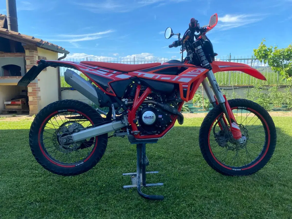 Vendo Betamotor RR 125 4T Enduro LC (2021 - 23) usata a Arezzo (codice ...