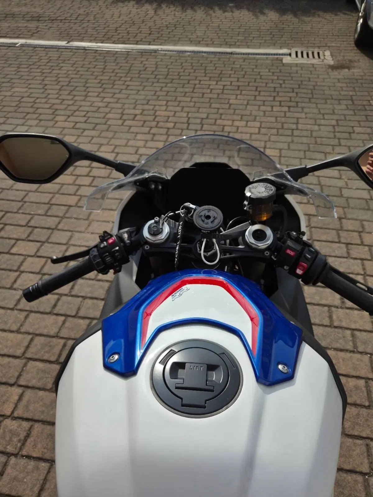 Vendo Bmw S 1000 RR (2021 - 22) usata a Brondello (codice 10033911 ...