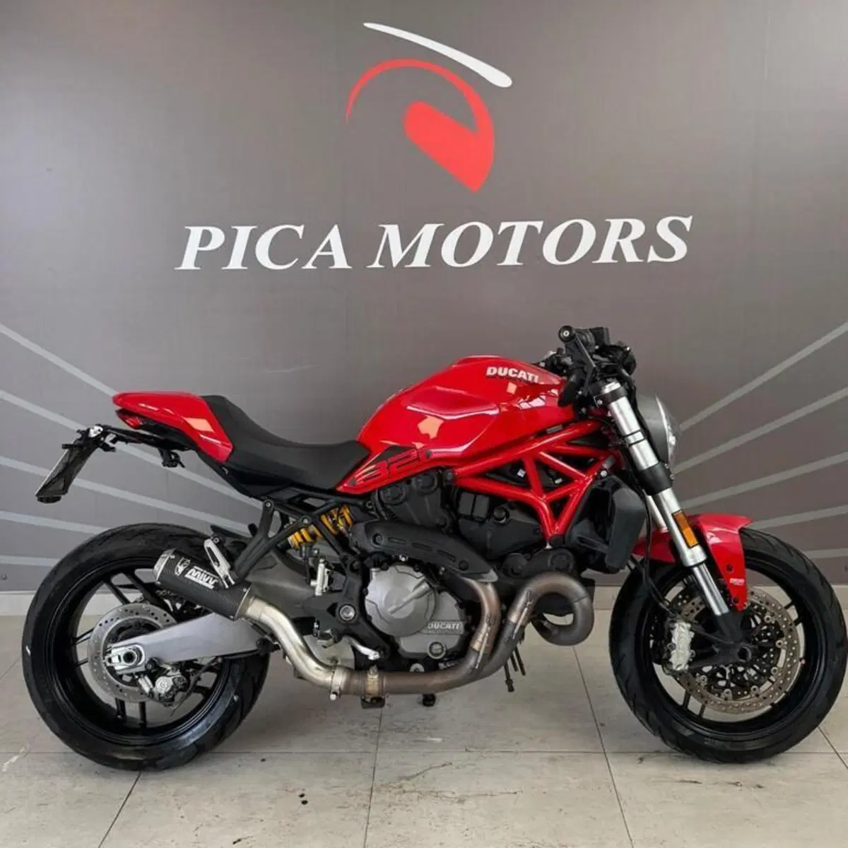 Vendo Ducati Monster 821 (2018 - 20) usata a Anzio (codice 10033991 ...